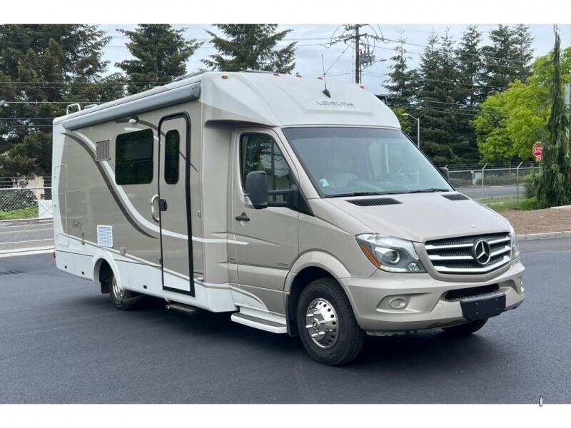 Class C RVs and Motorhomes for Sale - RVs on Autotrader
